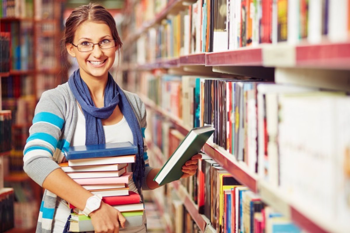 Carreras de letras: las mejor pagadas en España y salidas laborables ...